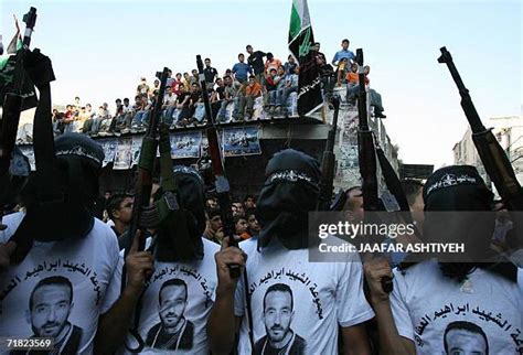 Al Aqsa Marty Photos And Premium High Res Pictures Getty Images