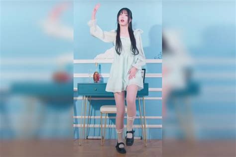 蓝色系清纯少女蓝色少女