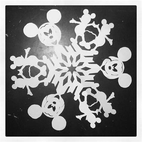 Printable Mickey Mouse Snowflake Template Templates Printable