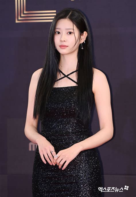 김민주 촉촉한 사슴 눈망울 엑s Hd포토 나무뉴스