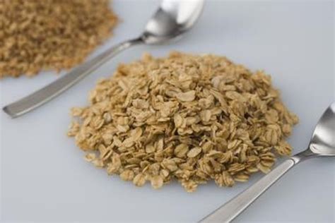 Oat Bran Vs Rolled Oats Woman