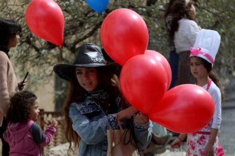 Jews Celebrate Purim Festival In Hebron Middle East Monitor
