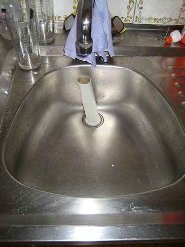 Déboucher un lavabo ou un évier Bricolo Blogger