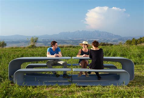 Grasshopper Table And Designer Furniture Architonic
