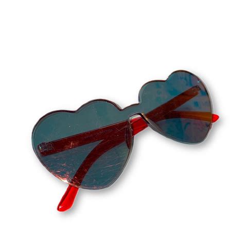 Red Heart Shaped Sunglasses Lana Del Rey