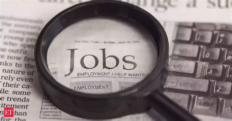 India Expectation Gap Report New Report Flags Employer Employee