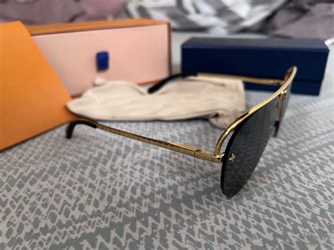 Louis Vuitton Aviator Grease Dark Gun Monogram Womens Fashion