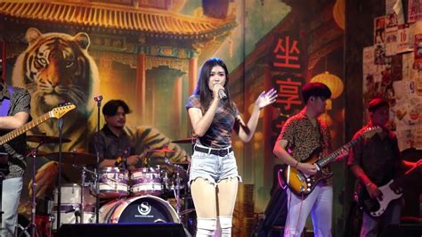 แสดงสด เนย ญาดา ร้านเสือนอนกินกาฬสินธุ์ Live Session Youtube