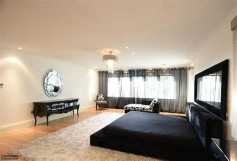 جولة في منزل كريستيانو رونالدو الفخم في إيطاليا