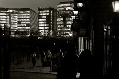 Christmas Shopping In London Lisa Burrows Flickr