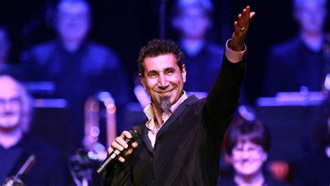 Serj Tankian Quer Recriar Músicas Do System Of A Down Em Formato