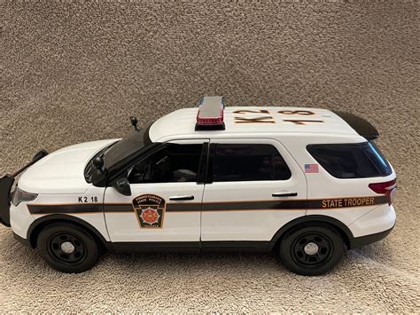 118 Scale State Police Diecast Ford Explorer Model Car With Working