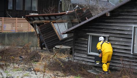 Al menos desaparecidos y muertos deja terremoto en Japón horas