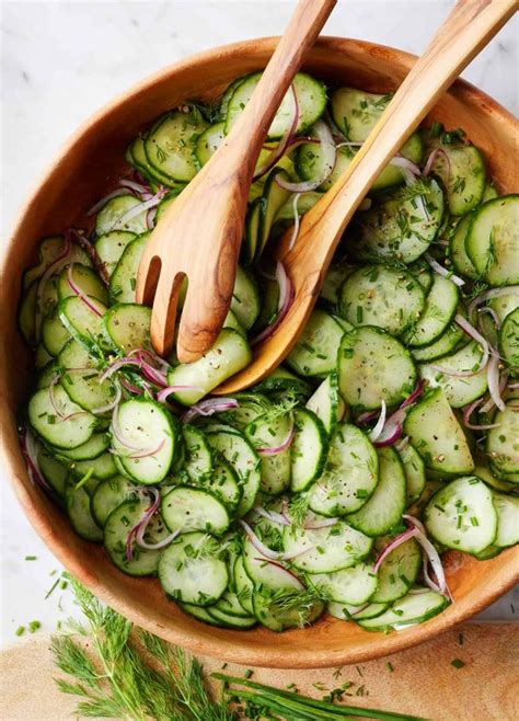 A Dietician Shares 8 Recipes That Can Help Reduce Bloat The Everygirl