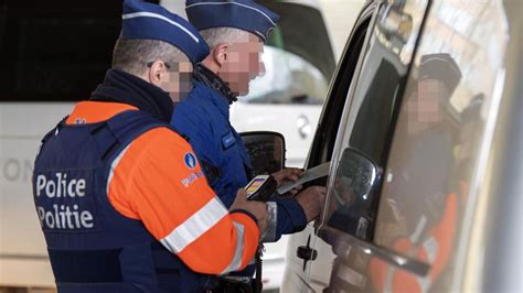 Contrôle Routier La Police Saura Enfin Tout Sur Votre Permis