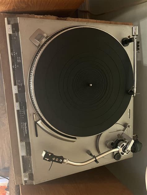 Technics Direct Drive Automatic Sl 3300 And Technics Stereo Integrated Dc