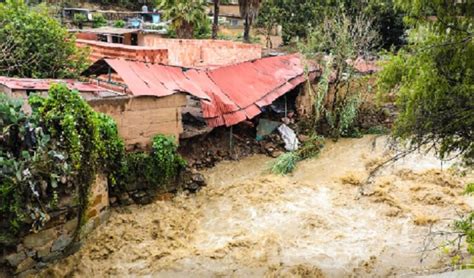 Cenepred 101 Distritos De La Sierra En Riesgo Por Las Lluvias La Razón