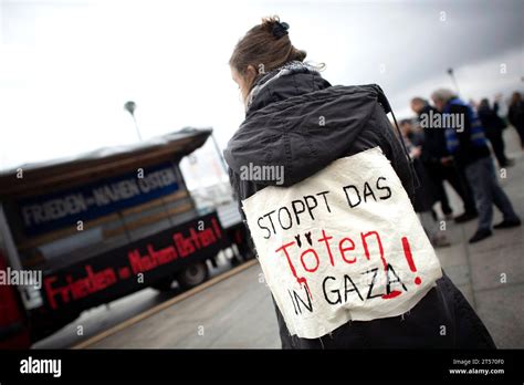 Gaza Solidarity Demonstration Deu Deutschland Germany Berlin 2810