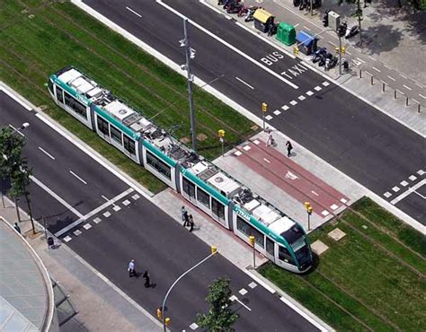 Prefeito de Santos confirma obras do VLT para a próxima semana