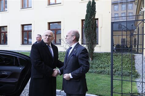 Minister Rau wziął udział w spotkaniu szefów dyplomacji państw Grupy