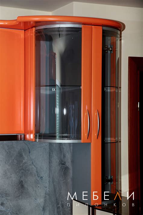 Кухня по поръчка Ангел и Ирина модерни луксозни заоблени и огънати кухни индивидуален