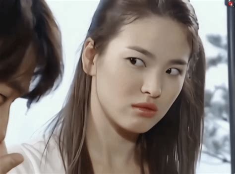 「人會在不同年紀反覆愛上宋慧喬！」業內人士對宋慧喬高度評價，《黑暗》主演都是粉絲 Beauty美人圈