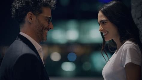 Netflix 100 Días Para Enamorarnos Los Vínculos En El Siglo Xxi