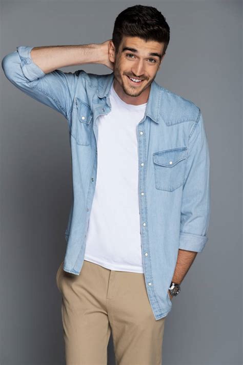 Az Rtl Jóképű Sztárja Ezért Szakított 11 évvel Idősebb Barátnőjével