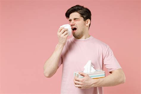 Prender o espirro é muito mais perigoso do que parece