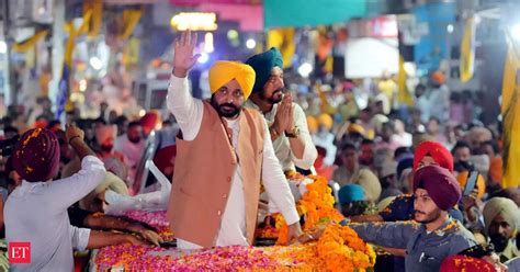 Lok Sabha Polls Its Pretty Much Cm Bhagwant Mann Versus Khaira Of