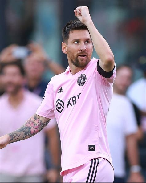 عشاق الأسطورة ميسي