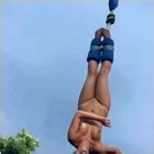 A Girl Bungee Jumping Naked Alrincon