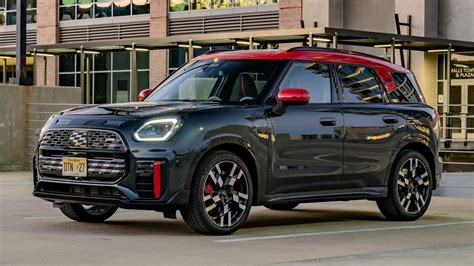 New Mini Countryman John Cooper Works Has More Power