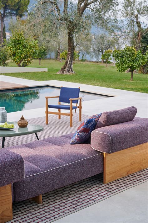 478 Sail Out Sofas From Cassina Architonic