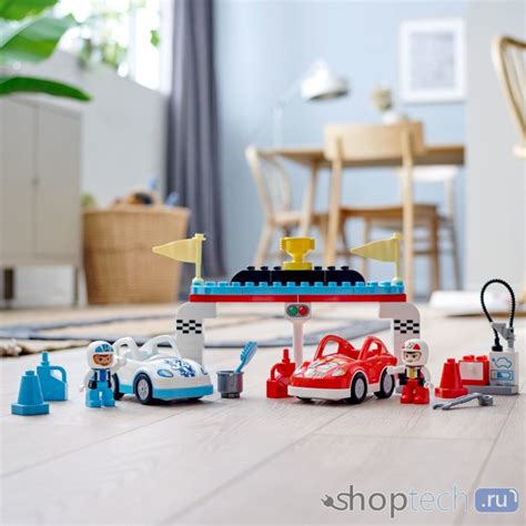 Конструктор LEGO Duplo Town 10947 Гоночные машины Купить Конструктор ...
