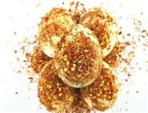 奶奶醃鴨蛋的秘方，只多加了這兩種「調味料」，個個流油又起沙 每日頭條
