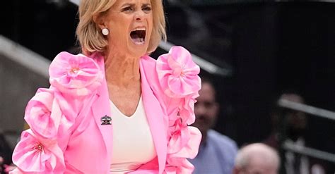 Lsus Kim Mulkey Courts Controversy In Style The New York Times