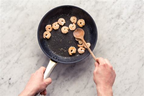 Riz aux crevettes à l espagnole Recette HelloFresh