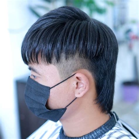 Mullet Hairstyle ในปี 2025 ผู้หญิงลายสัก