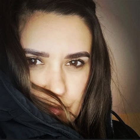 Lucy Lambert Youtube