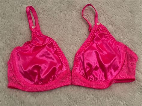 Rare Vtg Christian Dior Lace And Satin Bra Stunning Neo Gem