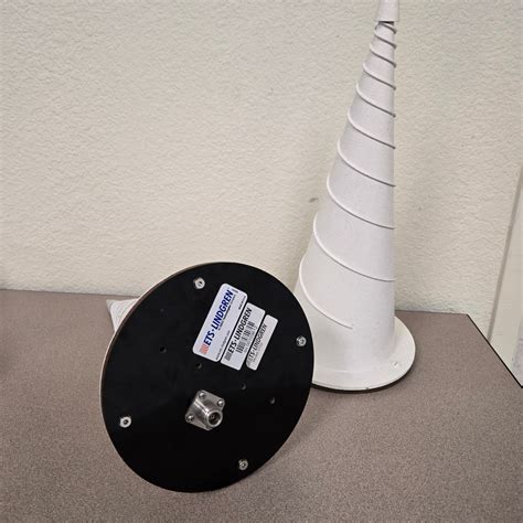 Ets Lindgren 3102 Conical Log Spiral Antenna