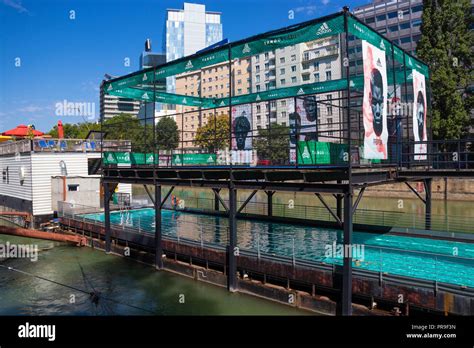 La Barge Pool At Juan Delaney Blog
