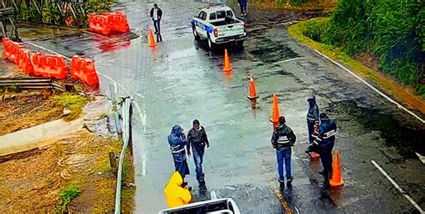 Cierran preventivamente la circulación en la calle de Agua Caliente en