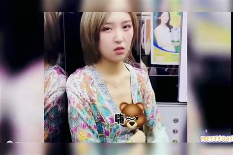 全网那些疯狂的尴尬瞬间老板娘平时很正经今天终于暴露本性 本性 瞬间 全网