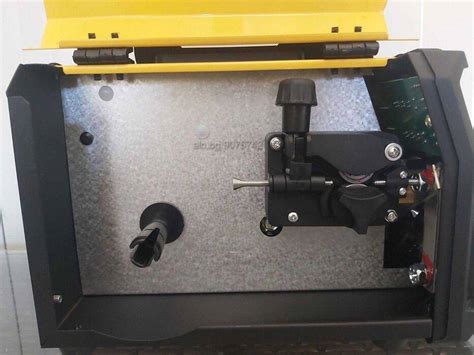 Mig Mma 250 Co2 без газ Инструменти София За този модел заваръчен апарат не е необходи