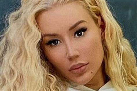 Iggy Azalea Unrecognisable As She Shaves Head In Dramatic