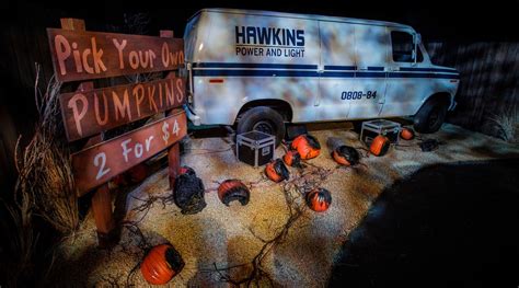 Whats New Inside This Years Stranger Things Maze At Halloween Horror