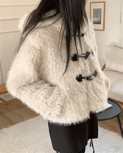 힐드 눈꽃 퍼 버튼 후드 떡볶이 코트 에이블리