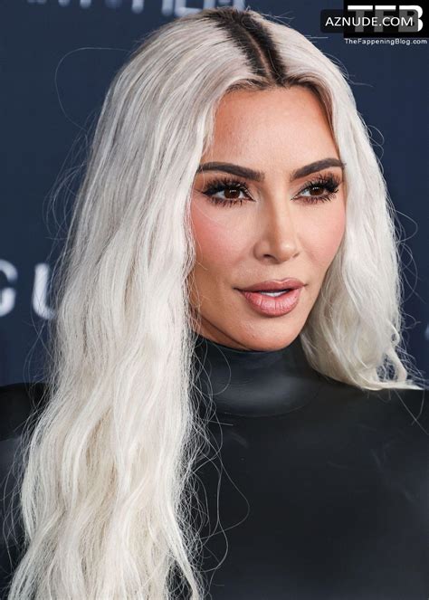 Kim Kardashian Sexy Seen Flaunting Her Hot Curves Wearing A Leather